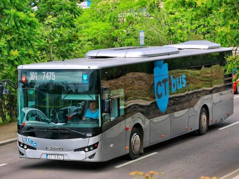 Abonamente gratuite CT Bus pentru pensionarii din Constanța. Cine are ...